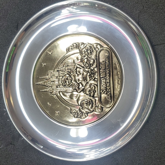 Disney | Accents | Snow White Golden Anniversary Commemorative Plate ...